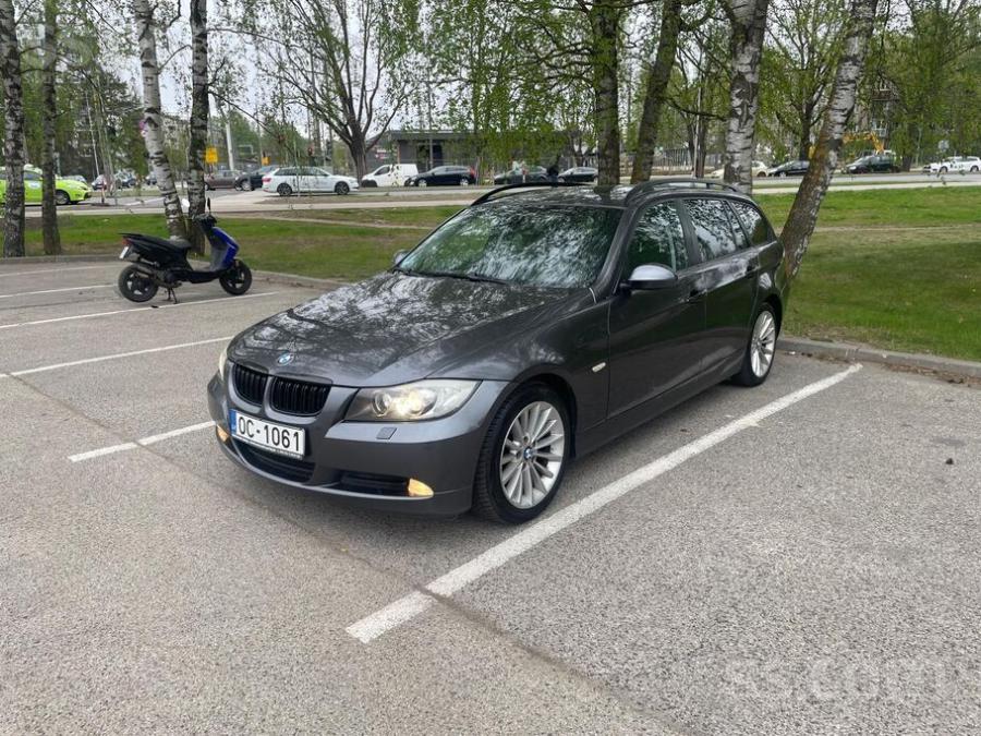 Pelēks BMW 318 2008 Rīga, ar dzinēja tilpumu 2.00 L un nobraukumu 302 tūkst. km par 2890 €, foto 1 vietnē AUTOMOTO.COM.LV