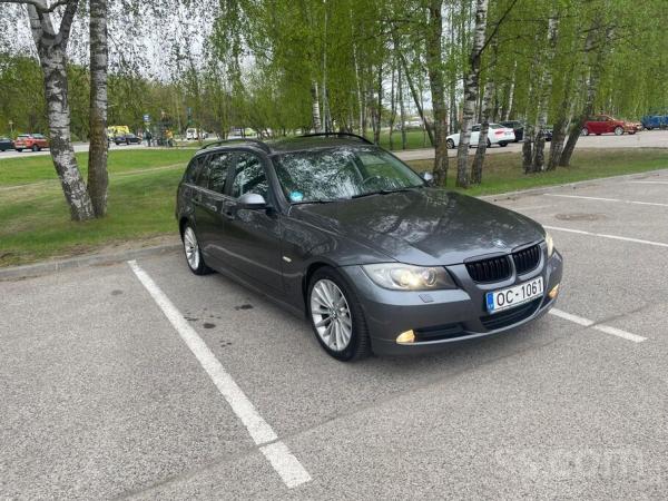 Pelēks BMW 318 2008 Rīga, ar dzinēja tilpumu 2.00 L un nobraukumu 302 tūkst. km par 2890 €, foto 3 vietnē AUTOMOTO.COM.LV