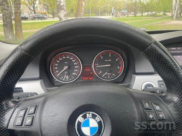 Pelēks BMW 318 2008 Rīga, ar dzinēja tilpumu 2.00 L un nobraukumu 302 tūkst. km par 2890 €, foto 6 vietnē AUTOMOTO.COM.LV