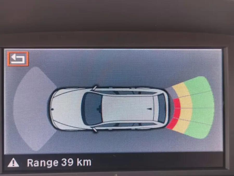 Grey BMW 318 2008 in Kuldiga, with an engine capacity of 2.00 L and mileage of 242 thousand km for 5100 €, photo 17 on AUTOMOTO.COM.LV