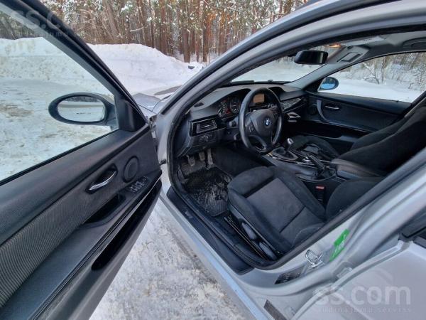 Pelēks BMW 318 2008 Daugavpils, ar dzinēja tilpumu 2.00 L un nobraukumu 292 tūkst. km par 3950 €, foto 5 vietnē AUTOMOTO.COM.LV