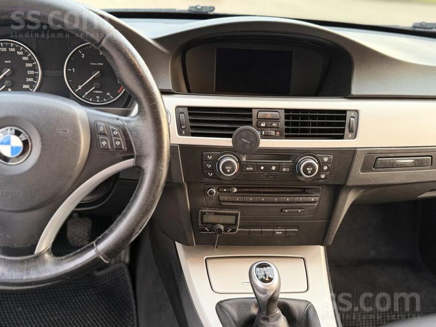 Pelēks BMW 318 2008 Valmiera, ar dzinēja tilpumu 2.00 L un nobraukumu 419 tūkst. km par 2700 €, foto 10 vietnē AUTOMOTO.COM.LV