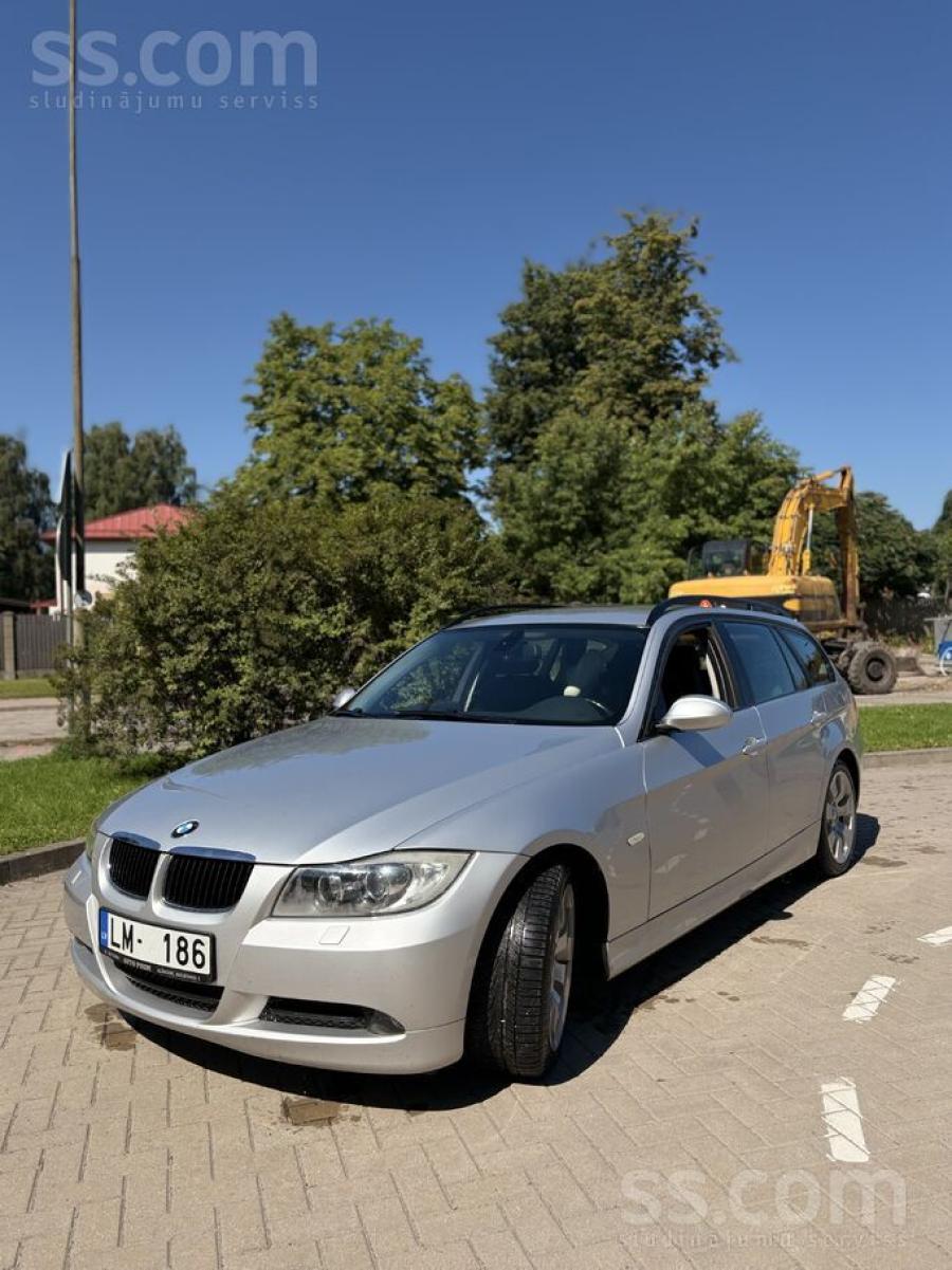 Pelēks BMW 318 2008 Valmiera, ar dzinēja tilpumu 2.00 L un nobraukumu 269 tūkst. km par 3200 €, foto 4 vietnē AUTOMOTO.COM.LV