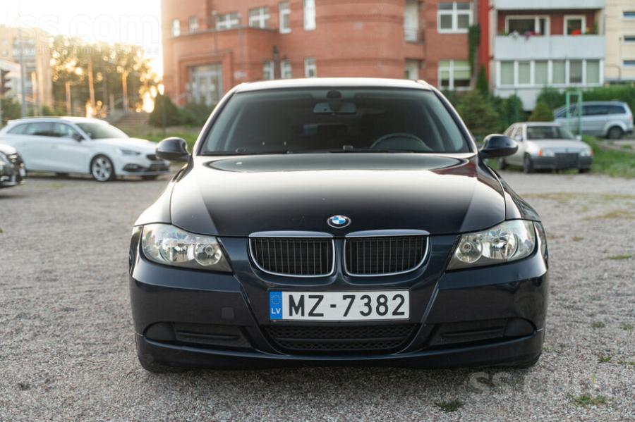 Pelēks BMW 318 2008 Liepāja, ar dzinēja tilpumu 2.00 L un nobraukumu 321 tūkst. km par 2450 €, foto 3 vietnē AUTOMOTO.COM.LV
