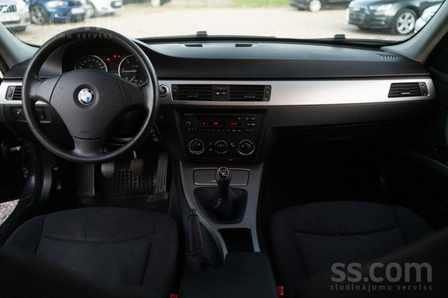 Pelēks BMW 318 2008 Liepāja, ar dzinēja tilpumu 2.00 L un nobraukumu 321 tūkst. km par 2450 €, foto 13 vietnē AUTOMOTO.COM.LV