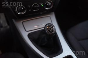 Pelēks BMW 318 2008 Liepāja, ar dzinēja tilpumu 2.00 L un nobraukumu 321 tūkst. km par 2450 €, foto 17 vietnē AUTOMOTO.COM.LV