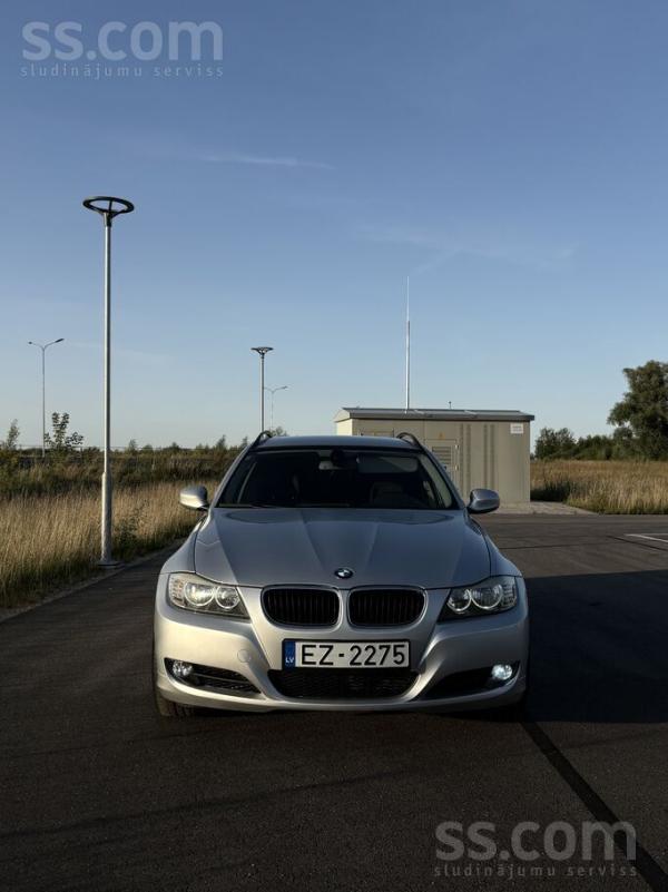 Pelēks BMW 318 2008 Bauska, ar dzinēja tilpumu 2.00 L un nobraukumu 355 tūkst. km par 5400 €, foto 1 vietnē AUTOMOTO.COM.LV