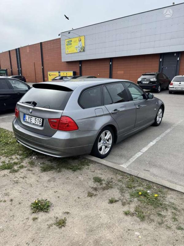 Pelēks BMW 318 2008 Klaipėda, ar dzinēja tilpumu 2.00 L un nobraukumu 300 tūkst. km par 4497 €, foto 4 vietnē AUTOMOTO.COM.LV