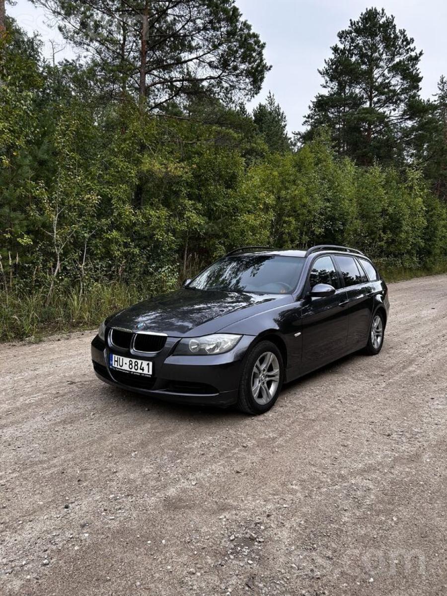 Grey BMW 318 2008 in Jekabpils, with an engine capacity of 2.00 L and mileage of 304 thousand km for 3000 €, photo 4 on AUTOMOTO.COM.LV
