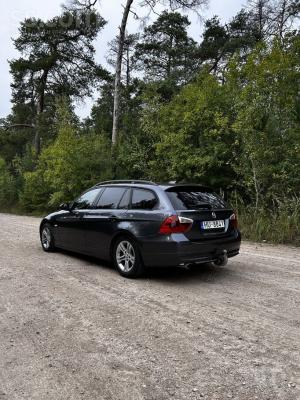 Grey BMW 318 2008 in Jekabpils, with an engine capacity of 2.00 L and mileage of 304 thousand km for 3000 €, photo 6 on AUTOMOTO.COM.LV
