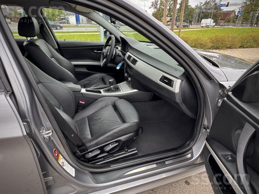 Pelēks BMW 318 2008 Jelgava, ar dzinēja tilpumu 2.00 L un nobraukumu 0 tūkst. km par 4950 €, foto 12 vietnē AUTOMOTO.COM.LV
