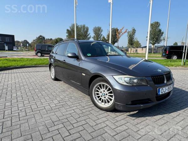 Grey BMW 318 2008 in Riga, with an engine capacity of 2.00 L and mileage of 252 thousand km for 2700 €, photo 8 on AUTOMOTO.COM.LV