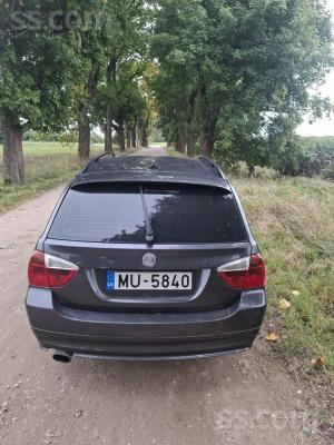 Pelēks BMW 318 2008 Tukums, ar dzinēja tilpumu 2.00 L un nobraukumu 317 tūkst. km par 2900 €, foto 3 vietnē AUTOMOTO.COM.LV