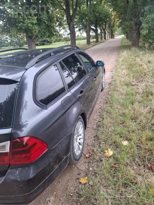 Grey BMW 318 2008 in Tukums, with an engine capacity of 2.00 L and mileage of 317 thousand km for 2600 €, photo 3 on AUTOMOTO.COM.LV