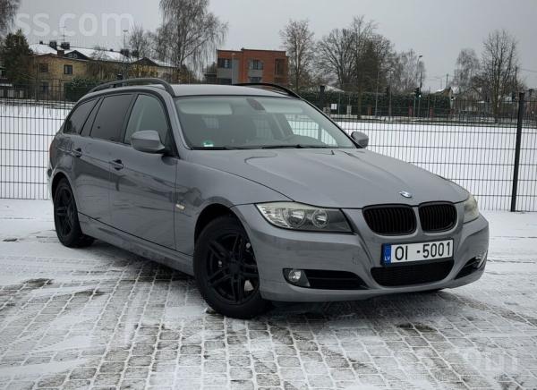 Grey BMW 318 2009 in Jelgava, with an engine capacity of 2.00 L and mileage of 311 thousand km for 4999 €, photo 1 on AUTOMOTO.COM.LV