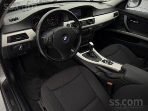 Grey BMW 318 2009 in Jelgava, with an engine capacity of 2.00 L and mileage of 311 thousand km for 4999 €, photo 10 on AUTOMOTO.COM.LV