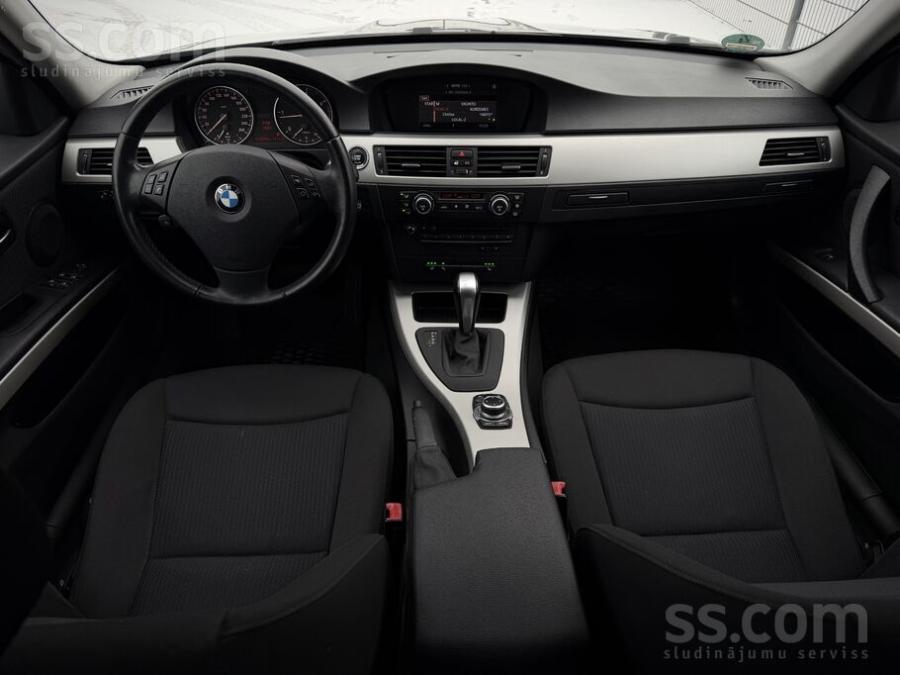 Grey BMW 318 2009 in Jelgava, with an engine capacity of 2.00 L and mileage of 311 thousand km for 4999 €, photo 11 on AUTOMOTO.COM.LV