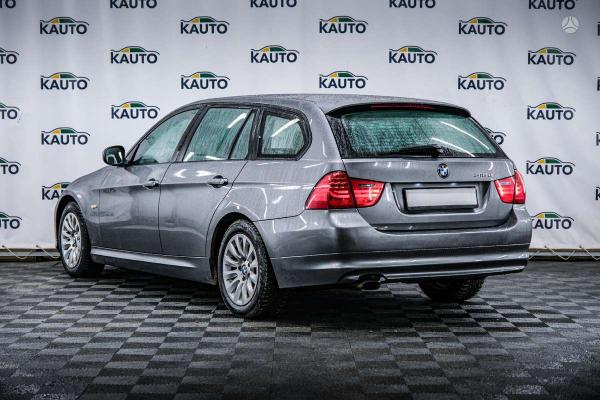 Pelēks BMW 318 2009 Kauņa, ar dzinēja tilpumu 2.00 L un nobraukumu 0 tūkst. km par 4990 €, foto 4 vietnē AUTOMOTO.COM.LV