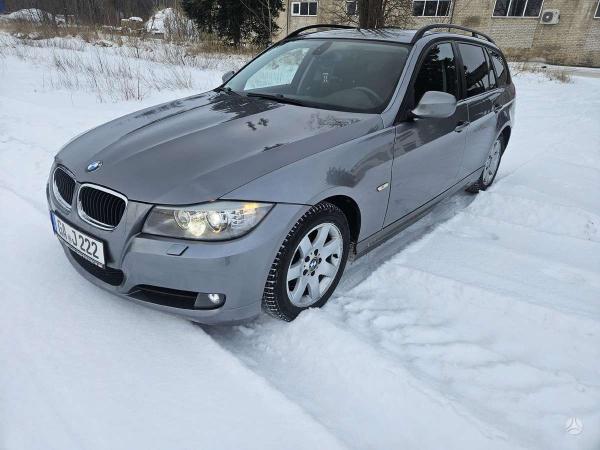 Pelēks BMW 318 2009 Panevēža, ar dzinēja tilpumu 2.00 L un nobraukumu 320 tūkst. km par 3700 €, foto 1 vietnē AUTOMOTO.COM.LV
