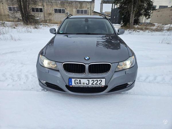 Pelēks BMW 318 2009 Panevēža, ar dzinēja tilpumu 2.00 L un nobraukumu 320 tūkst. km par 3700 €, foto 2 vietnē AUTOMOTO.COM.LV