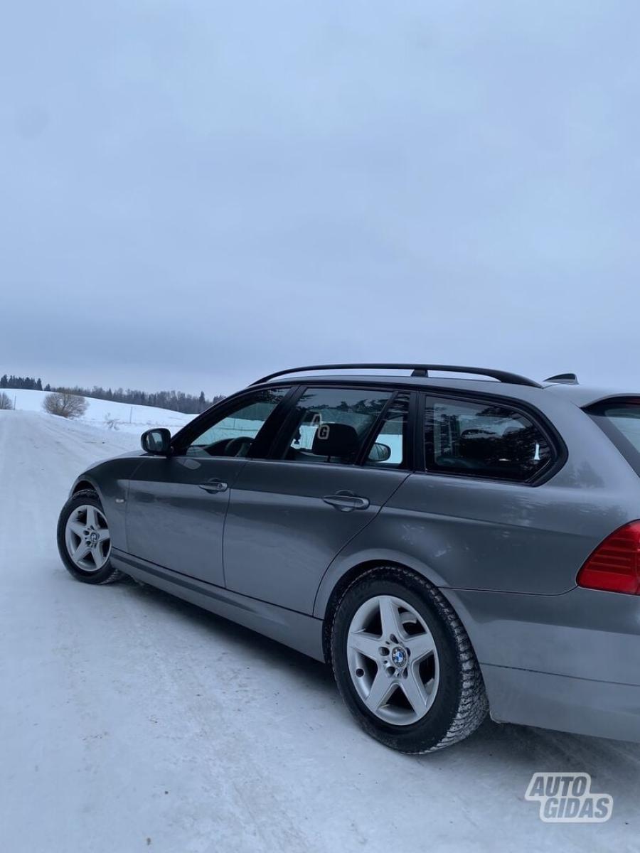 Grey BMW 318 2009 in Utena, with an engine capacity of 2.00 L and mileage of 262 thousand km for 3500 €, photo 3 on AUTOMOTO.COM.LV