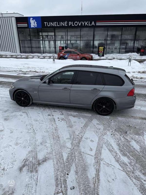 Pelēks BMW 318 2009 Viļņa, ar dzinēja tilpumu 2.00 L un nobraukumu 339 tūkst. km par 3500 €, foto 9 vietnē AUTOMOTO.COM.LV