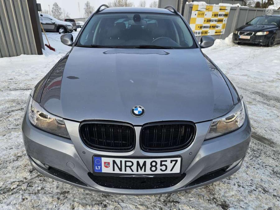 Pelēks BMW 318 2009 Šauļi, ar dzinēja tilpumu 2.00 L un nobraukumu 377 tūkst. km par 2950 €, foto 2 vietnē AUTOMOTO.COM.LV