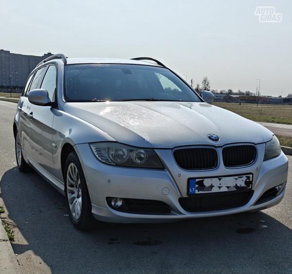 Grey BMW 318 2009 in Kaunas, with an engine capacity of 2.00 L and mileage of 462 thousand km for 3200 €, photo 1 on AUTOMOTO.COM.LV