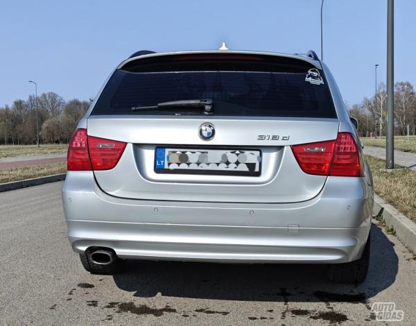 Grey BMW 318 2009 in Kaunas, with an engine capacity of 2.00 L and mileage of 462 thousand km for 2900 €, photo 5 on AUTOMOTO.COM.LV