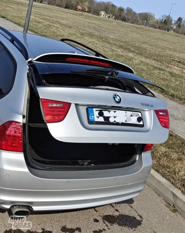 Grey BMW 318 2009 in Kaunas, with an engine capacity of 2.00 L and mileage of 462 thousand km for 2900 €, photo 6 on AUTOMOTO.COM.LV