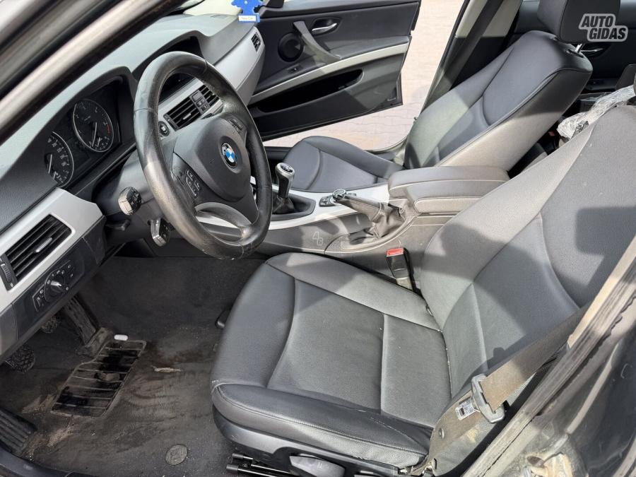 Pelēks BMW 318 2009 Klaipėda, ar dzinēja tilpumu 2.00 L un nobraukumu 226 tūkst. km par 3750 €, foto 11 vietnē AUTOMOTO.COM.LV