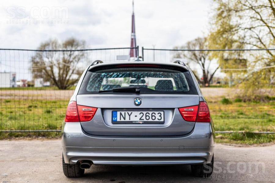 Pelēks BMW 318 2009 Rīga, ar dzinēja tilpumu 2.00 L un nobraukumu 266 tūkst. km par 5590 €, foto 9 vietnē AUTOMOTO.COM.LV
