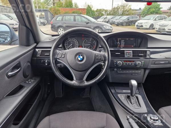 Grey BMW 318 2009 in Liepaja, with an engine capacity of 2.00 L and mileage of 332 thousand km for 4990 €, photo 10 on AUTOMOTO.COM.LV