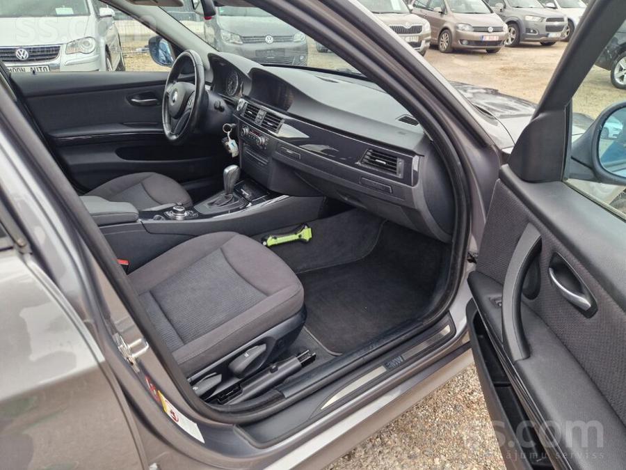 Pelēks BMW 318 2009 Liepāja, ar dzinēja tilpumu 2.00 L un nobraukumu 332 tūkst. km par 4990 €, foto 14 vietnē AUTOMOTO.COM.LV