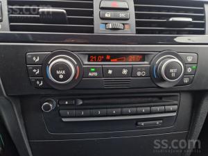 Pelēks BMW 318 2009 Liepāja, ar dzinēja tilpumu 2.00 L un nobraukumu 332 tūkst. km par 4990 €, foto 18 vietnē AUTOMOTO.COM.LV