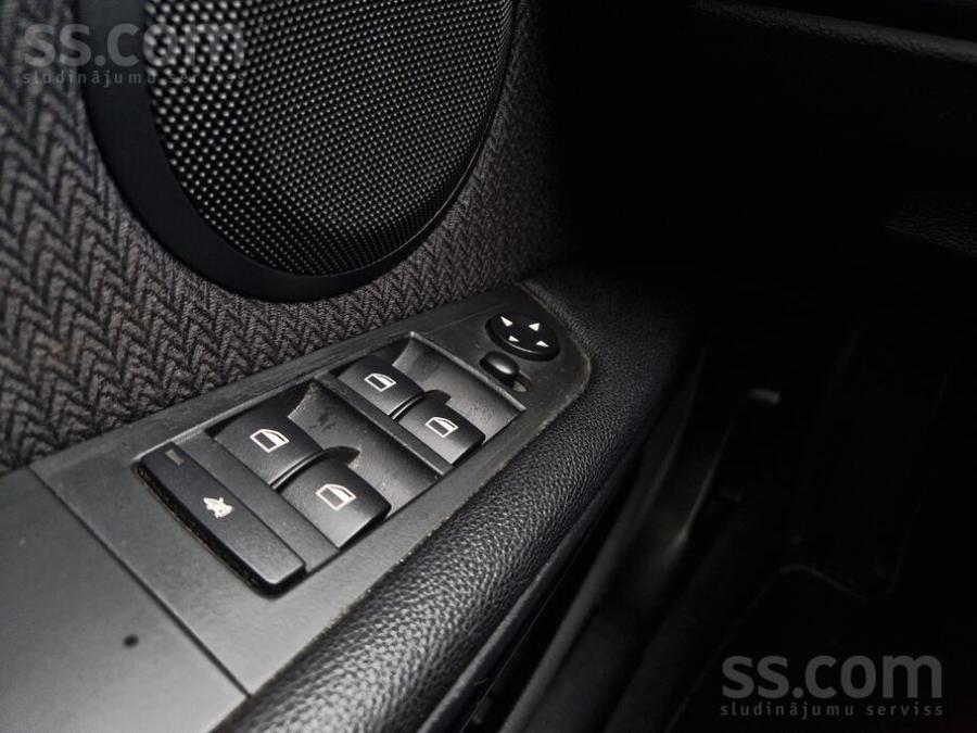 Pelēks BMW 318 2009 Liepāja, ar dzinēja tilpumu 2.00 L un nobraukumu 332 tūkst. km par 4990 €, foto 25 vietnē AUTOMOTO.COM.LV