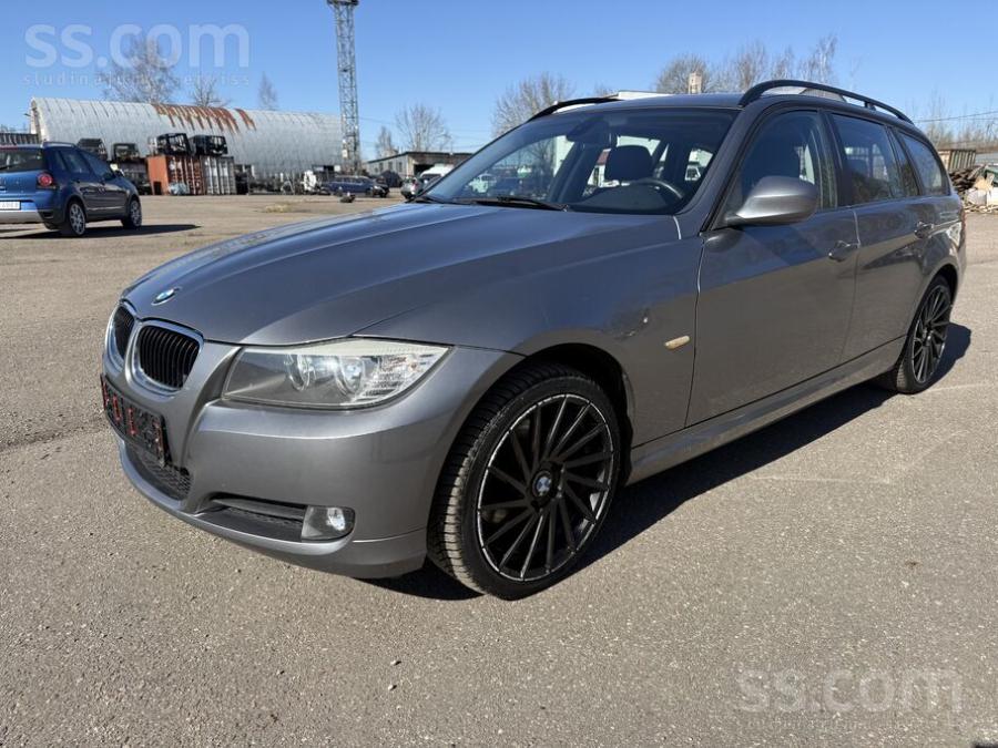 Pelēks BMW 318 2009 Rīga, ar dzinēja tilpumu 2.00 L un nobraukumu 270 tūkst. km par 4180 €, foto 1 vietnē AUTOMOTO.COM.LV