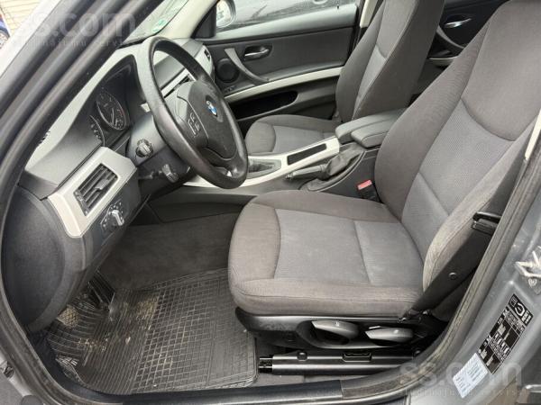 Pelēks BMW 318 2009 Rīga, ar dzinēja tilpumu 2.00 L un nobraukumu 270 tūkst. km par 4180 €, foto 9 vietnē AUTOMOTO.COM.LV