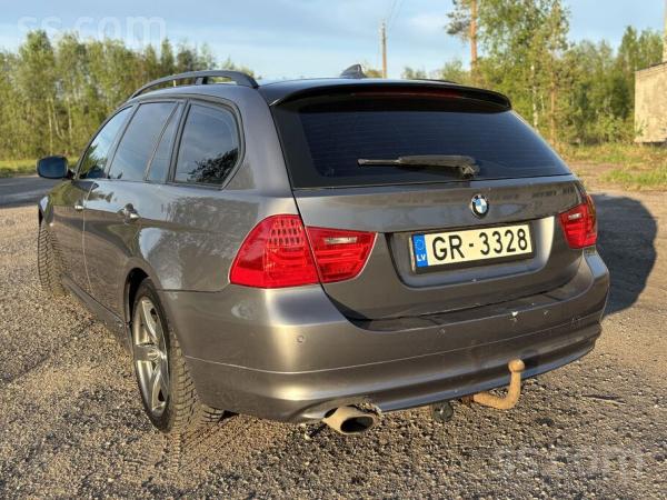 Grey BMW 318 2009 in Limbazi, with an engine capacity of 2.00 L and mileage of 480 thousand km for 3950 €, photo 5 on AUTOMOTO.COM.LV