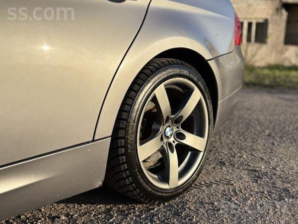 Grey BMW 318 2009 in Limbazi, with an engine capacity of 2.00 L and mileage of 480 thousand km for 3950 €, photo 6 on AUTOMOTO.COM.LV