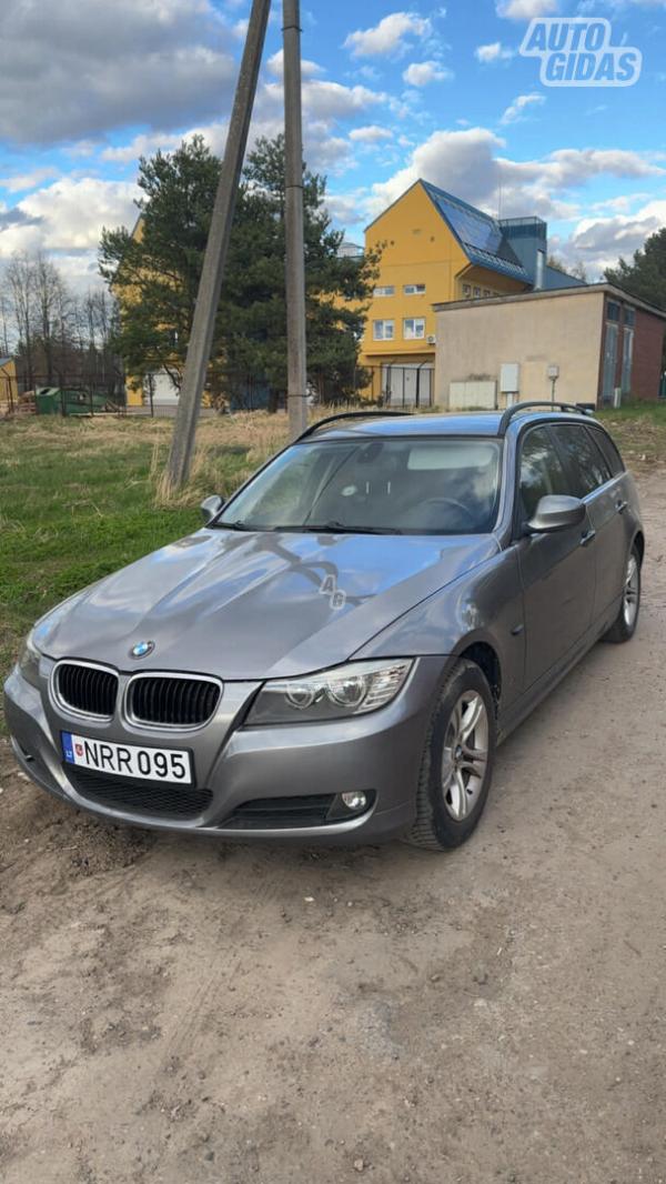 Pelēks BMW 318 2009 Pakruojis, ar dzinēja tilpumu 2.00 L un nobraukumu 239 tūkst. km par 3350 €, foto 3 vietnē AUTOMOTO.COM.LV