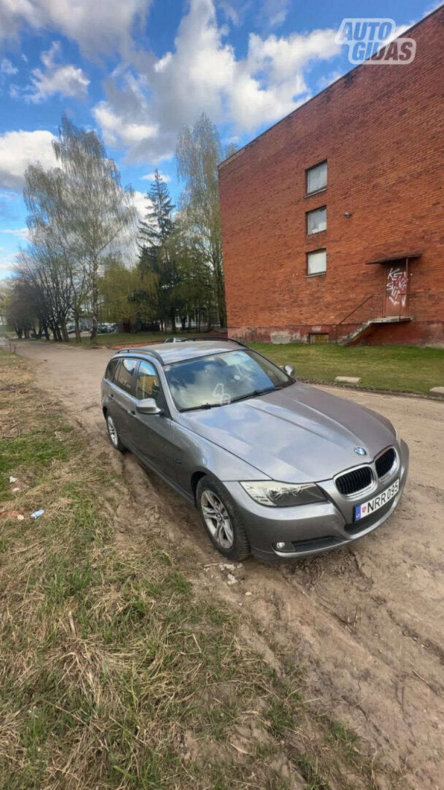 Серый БМВ 318 2009 в Пакруойис, объемом двигателя 2.00 л и пробегом 239 тыс. км за 3350 €, фото 5 на AUTOMOTO.COM.LV