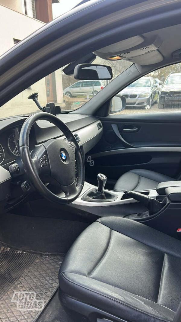 Pelēks BMW 318 2009 Pakruojis, ar dzinēja tilpumu 2.00 L un nobraukumu 239 tūkst. km par 3350 €, foto 9 vietnē AUTOMOTO.COM.LV