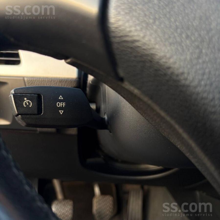 Pelēks BMW 318 2009 Rīga, ar dzinēja tilpumu 2.00 L un nobraukumu 299 tūkst. km par 4100 €, foto 9 vietnē AUTOMOTO.COM.LV