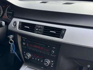 Grey BMW 318 2009 in Vilnius, with an engine capacity of 2.00 L and mileage of 370 thousand km for 2800 €, photo 9 on AUTOMOTO.COM.LV