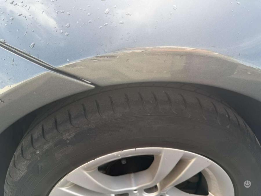 Grey BMW 318 2009 in Klaipeda, with an engine capacity of 2.00 L and mileage of 227 thousand km for 3500 €, photo 17 on AUTOMOTO.COM.LV