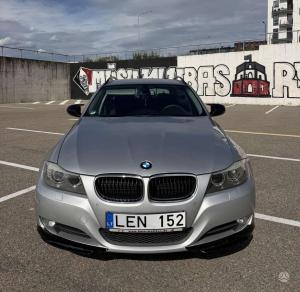 Pelēks BMW 318 2009 Viļņa, ar dzinēja tilpumu 2.00 L un nobraukumu 371 tūkst. km par 3400 €, foto 3 vietnē AUTOMOTO.COM.LV