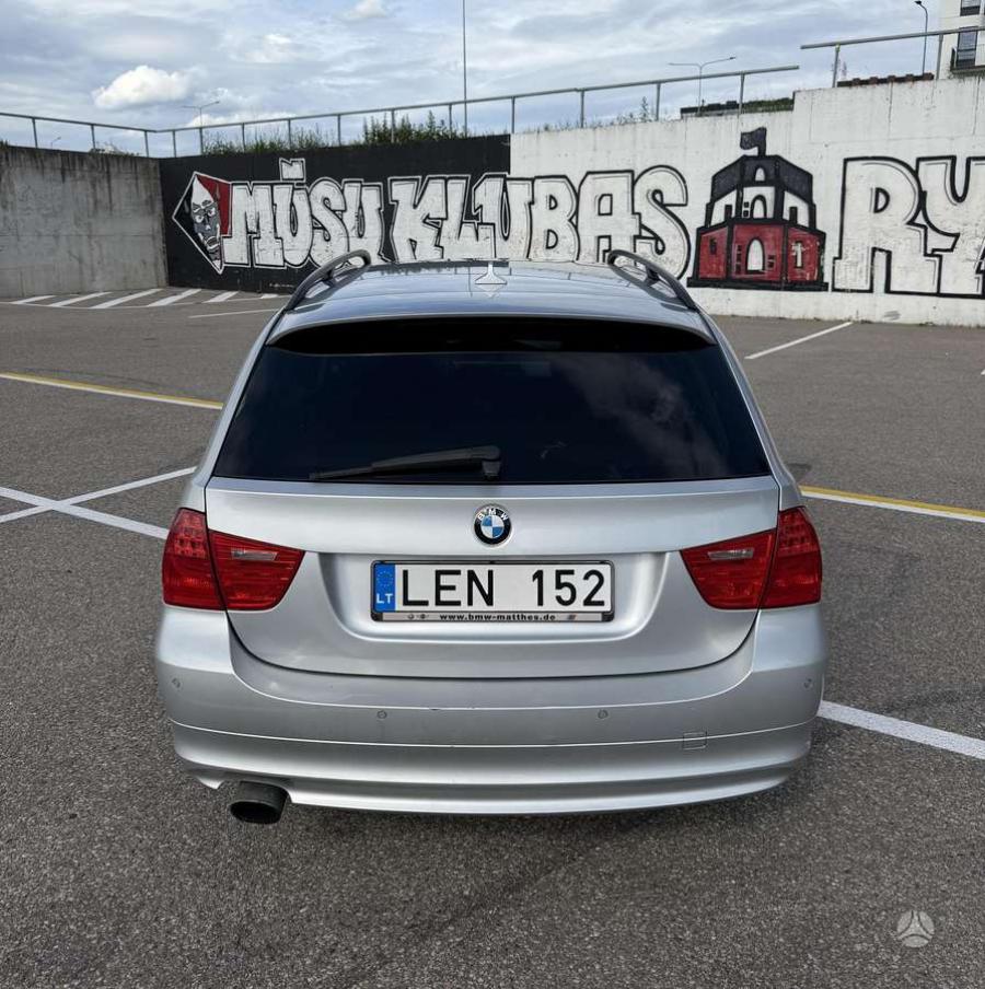 Pelēks BMW 318 2009 Viļņa, ar dzinēja tilpumu 2.00 L un nobraukumu 371 tūkst. km par 3400 €, foto 7 vietnē AUTOMOTO.COM.LV
