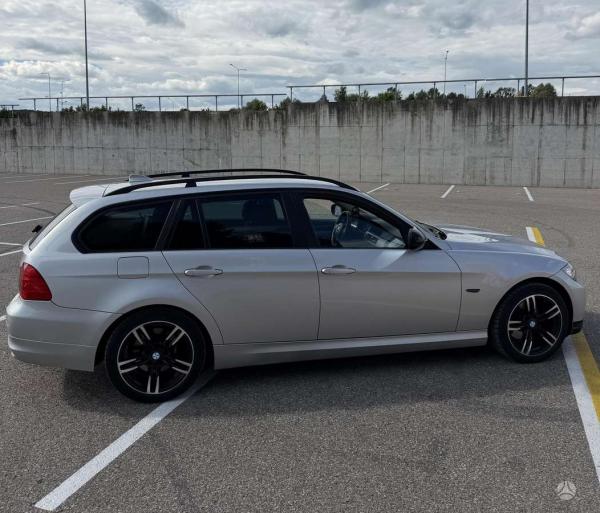 Pelēks BMW 318 2009 Viļņa, ar dzinēja tilpumu 2.00 L un nobraukumu 371 tūkst. km par 3400 €, foto 8 vietnē AUTOMOTO.COM.LV