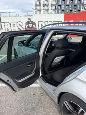 Pelēks BMW 318 2009 Viļņa, ar dzinēja tilpumu 2.00 L un nobraukumu 371 tūkst. km par 3400 €, foto 13 vietnē AUTOMOTO.COM.LV